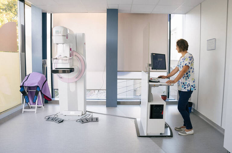 Mamograf - Scanexpert Centru de Imagistica Medicala